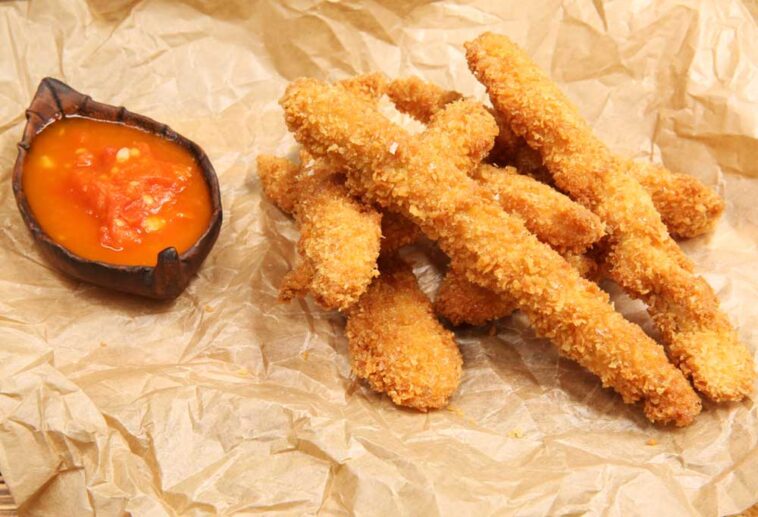 How to Make Fish Sticks for Dogs - PatchPuppy.com